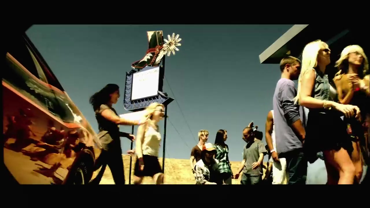 Miley Cyrus - Party In The U.S.A. (Official Video) - Febspot