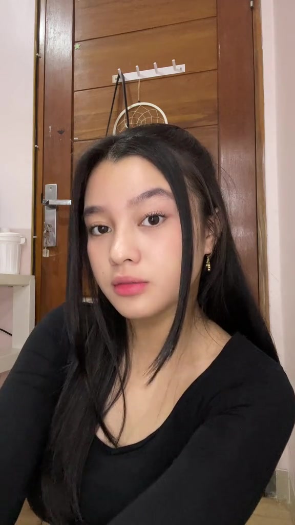 Beautiful video women - Febspot