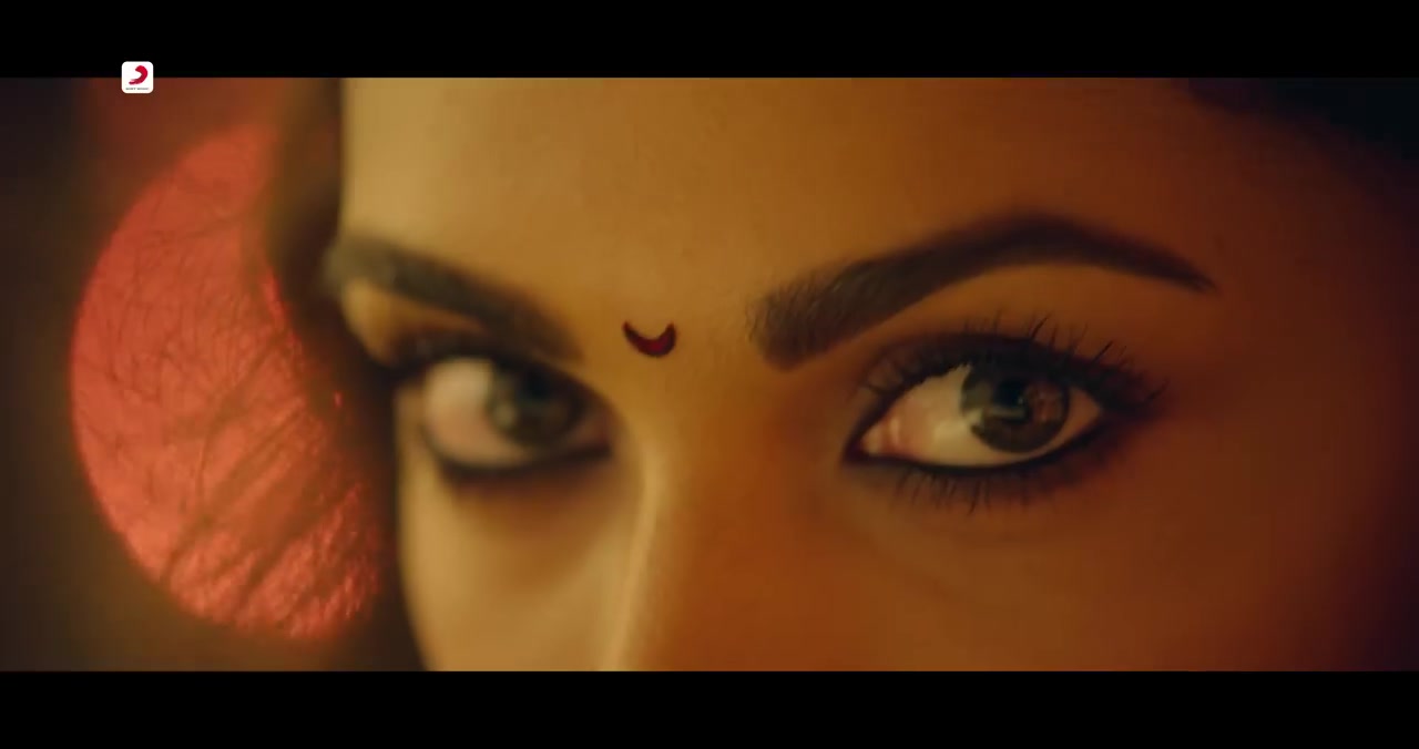 Bijli___Govinda_Naam_Mera___Vicky_Kaushal%2C_Kiara_Advani__Sachin-Jigar ...