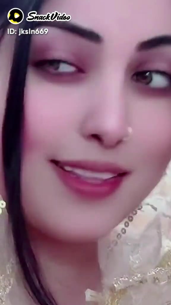 Beautiful Girl Febspot